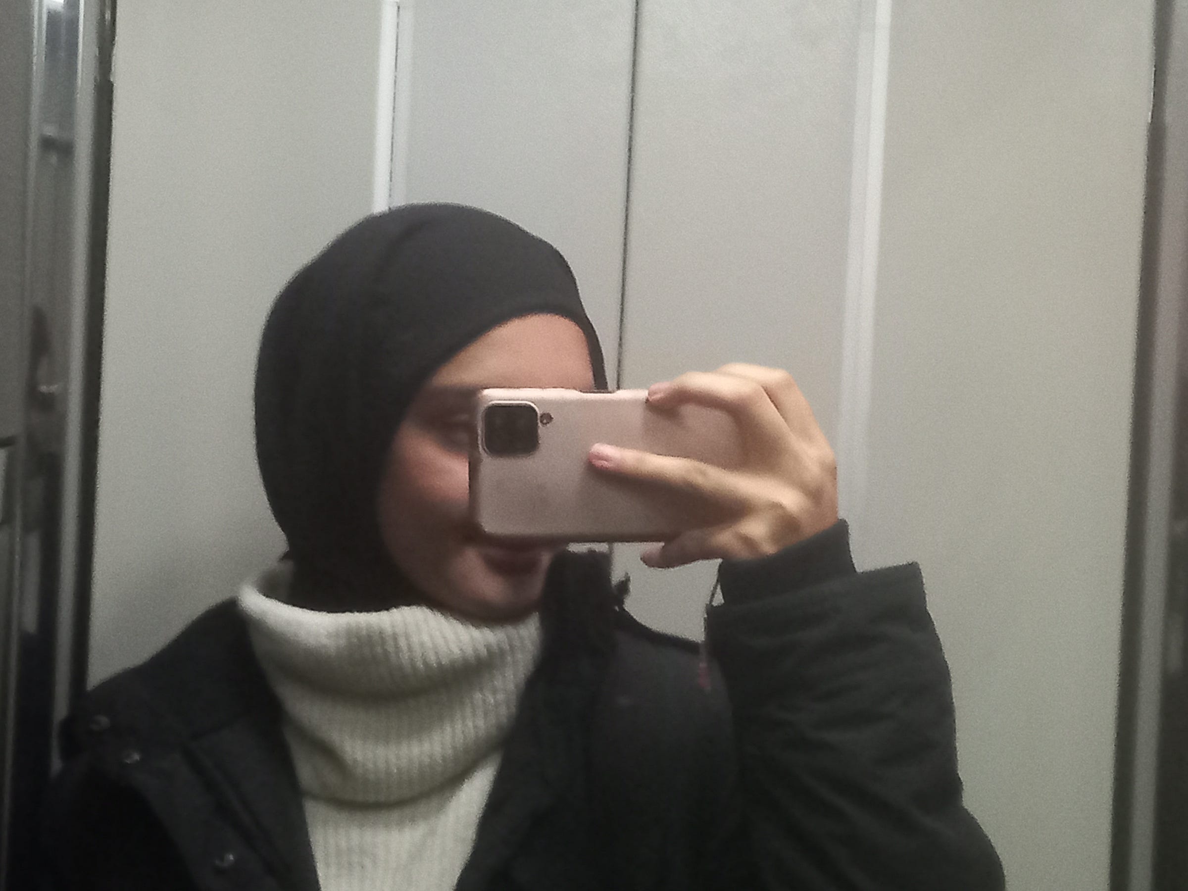 Zelal Turan – Medium