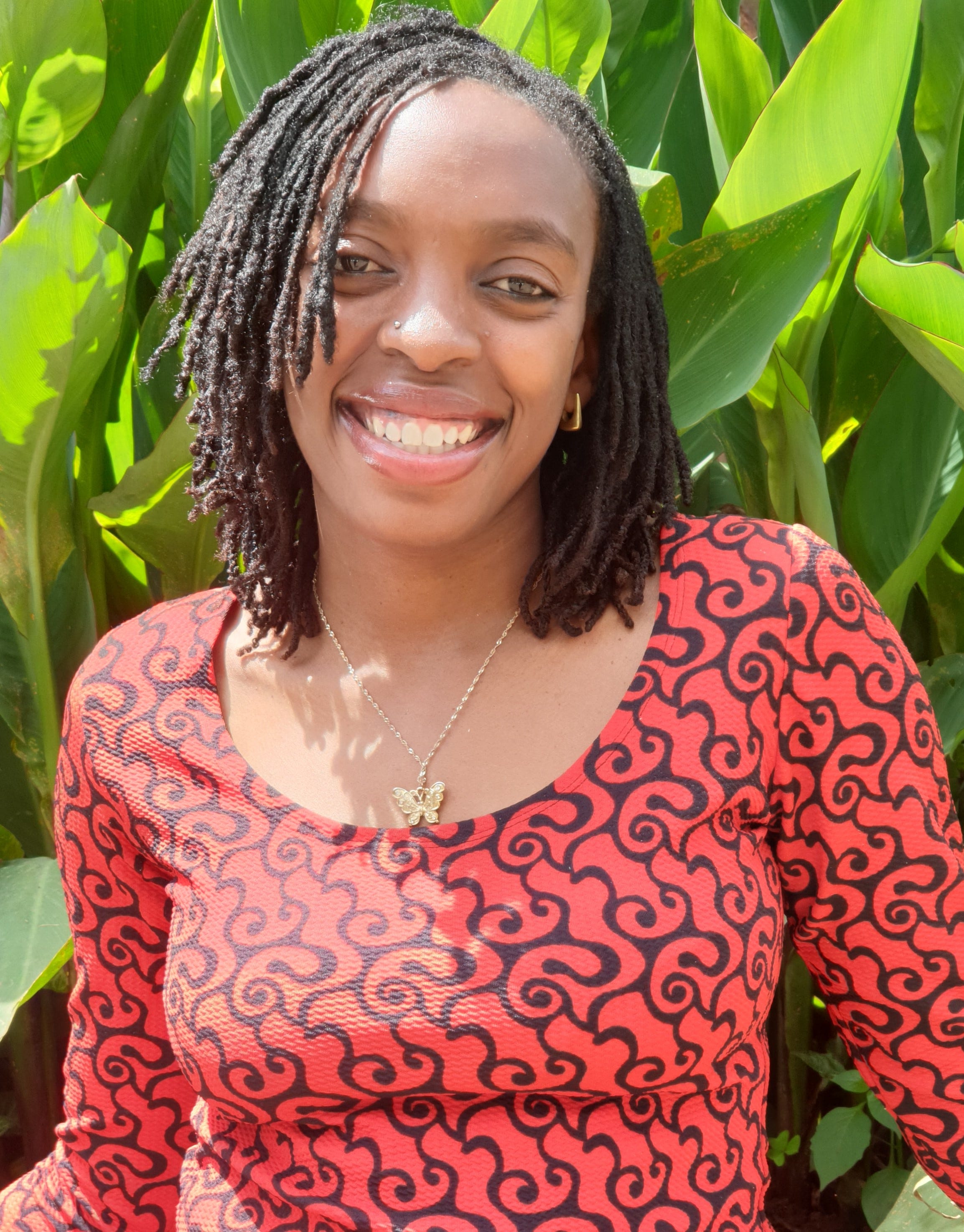 Sheila Nelima – Medium