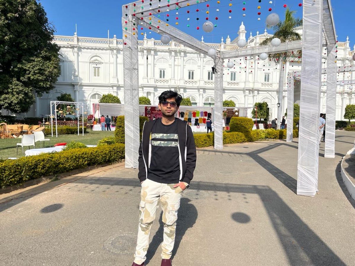 Kshitij Kumar Srivastava – Medium