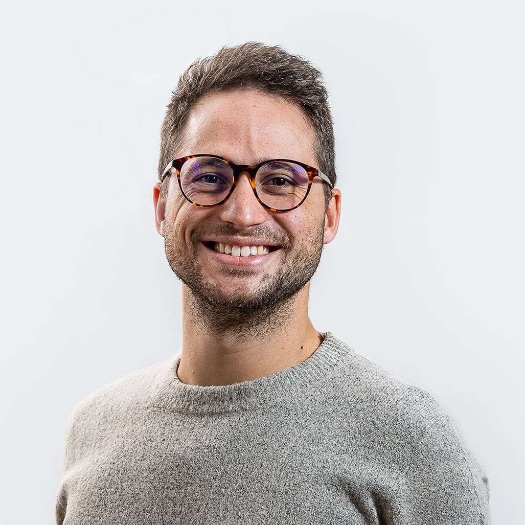 Valentino Cossar – Medium