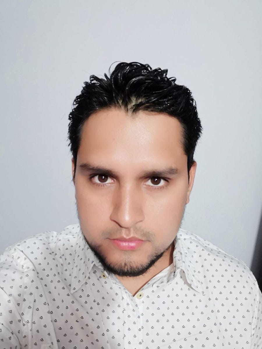 Keyner W. Tupac Yupanqui Caballero – Medium