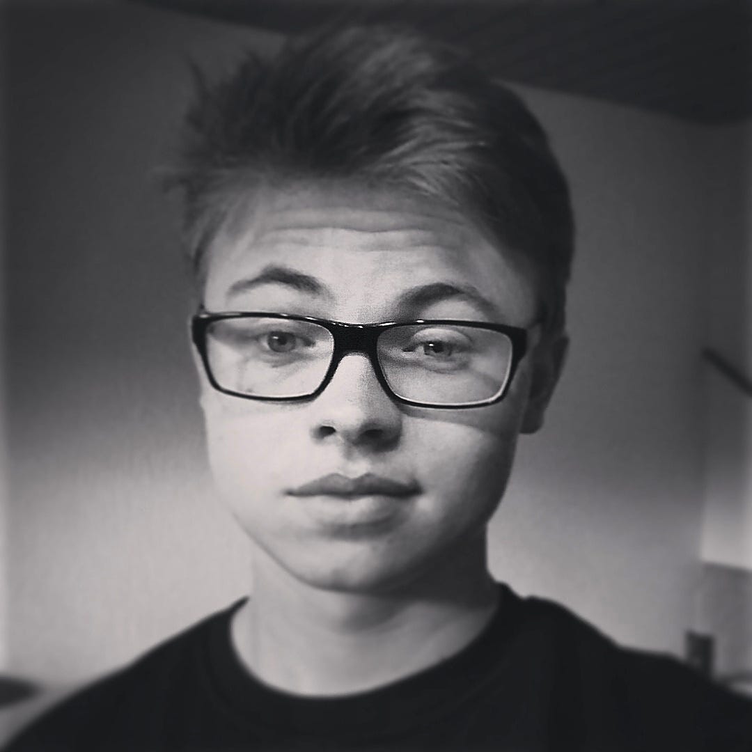 Alexander Baron – Medium