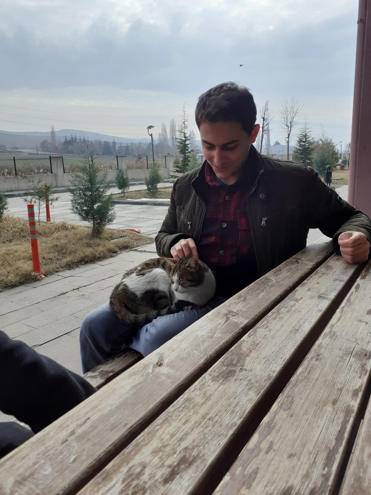 Mehmet Can Atar – Medium