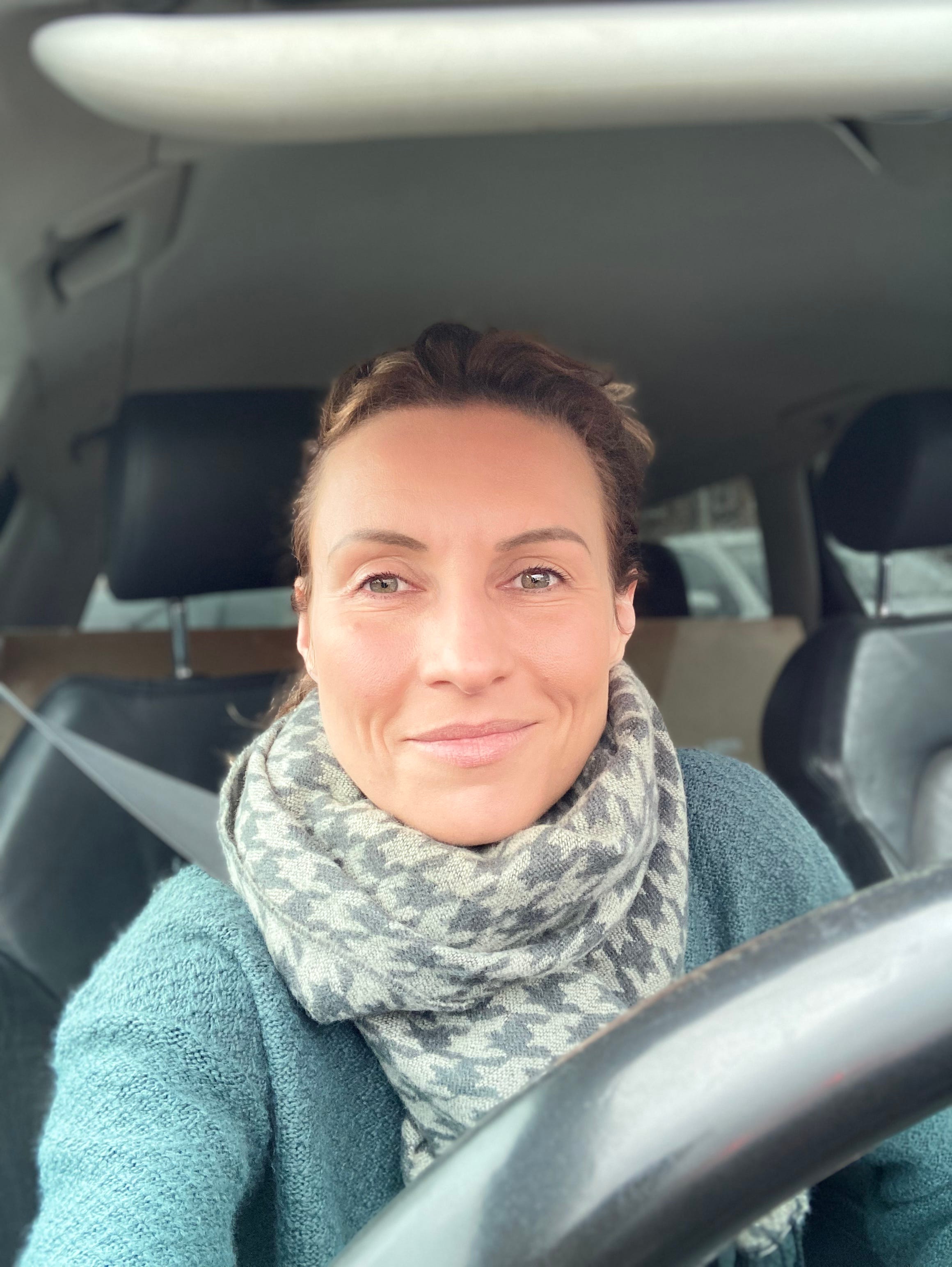 Niki Torbett – Medium