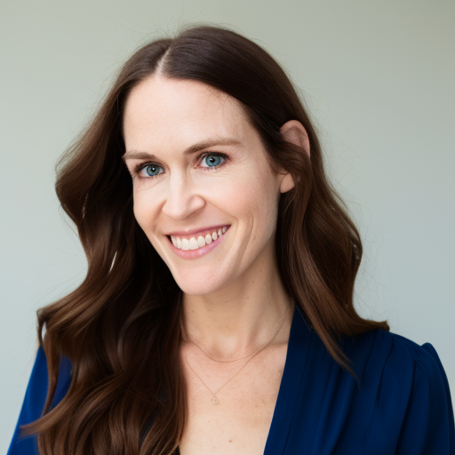Allie Moore – Medium
