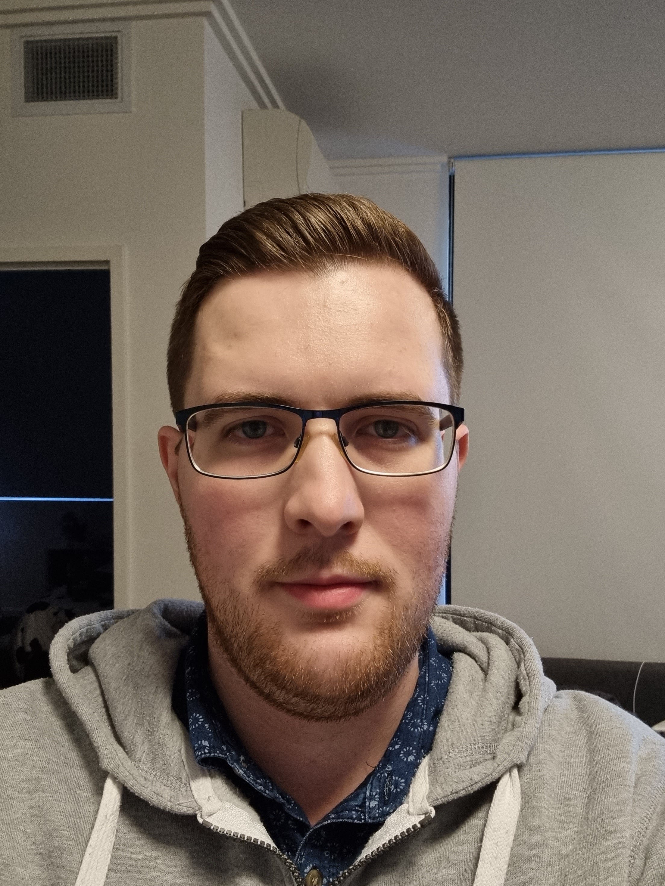 Nathan Troy – Medium