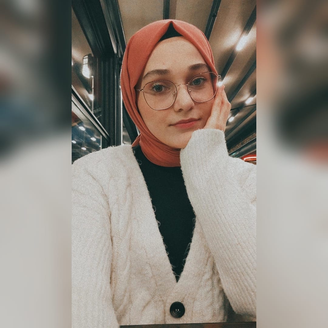 Nurseza Ceylan – Medium