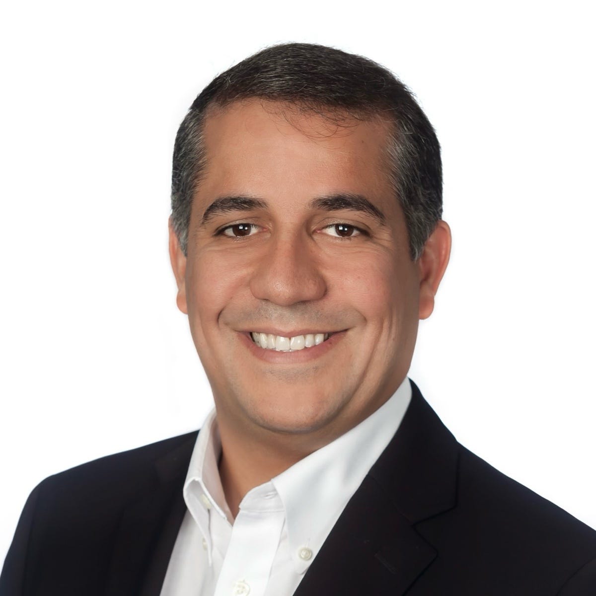 Henry Costa – Medium