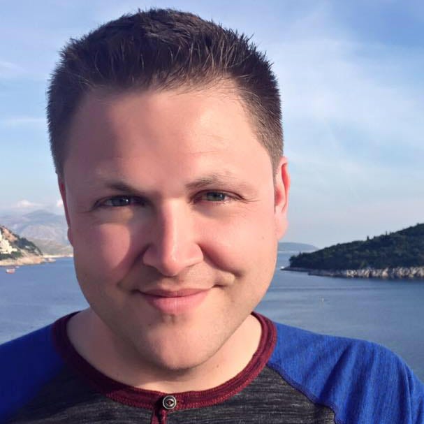 Victor Maze – Medium