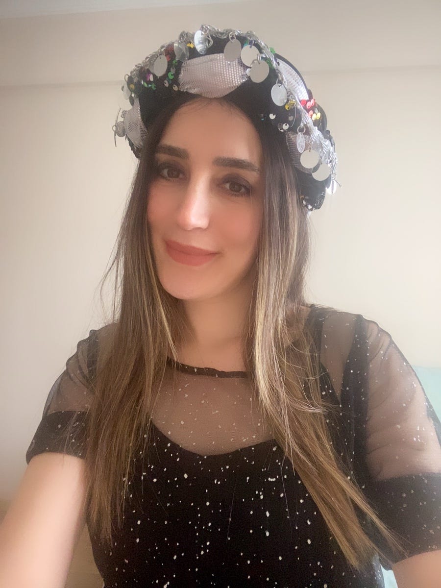 About – Hazal özzerif 🦌 – Medium