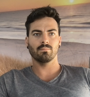 Iker Bedecarrax – Medium