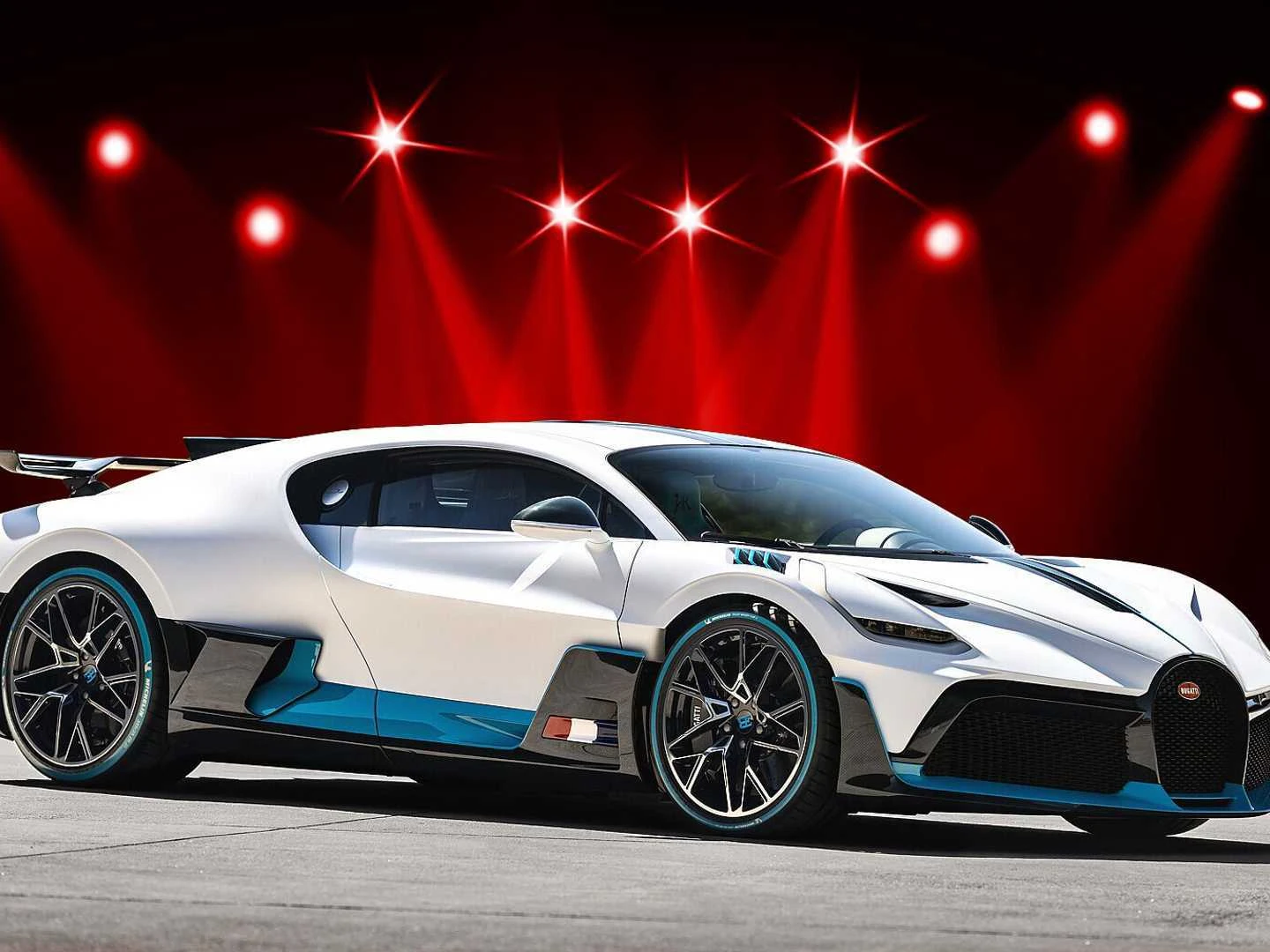 Car World – Medium