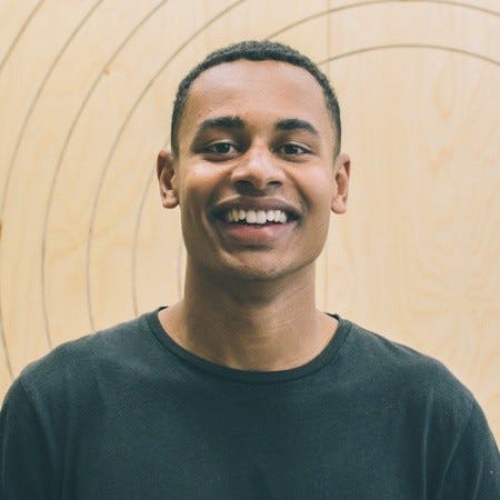 Daniel Blay – Medium