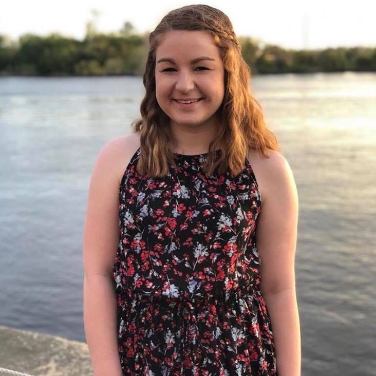 Ashley Broadwater – Medium