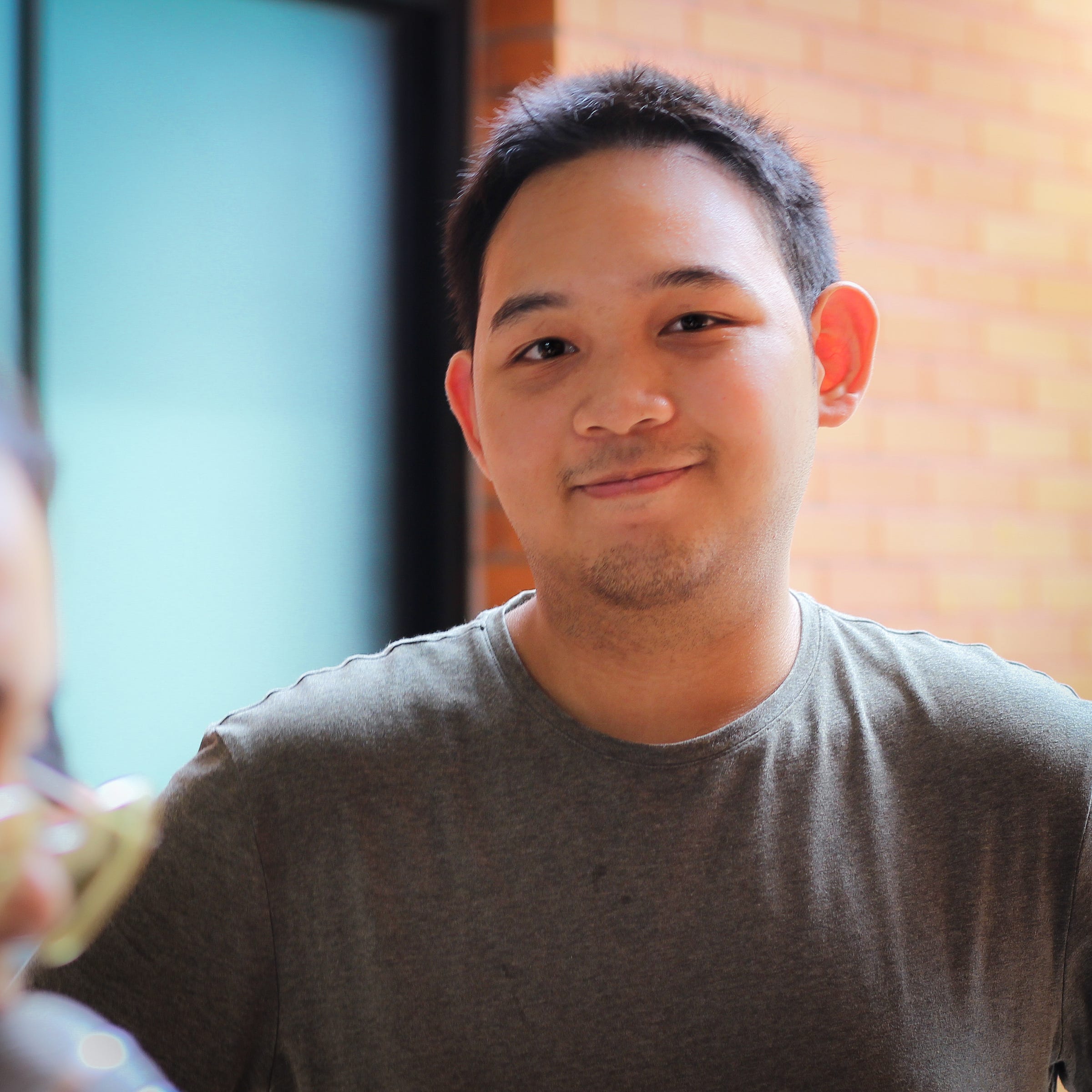 Prach Yothaprasert – Medium