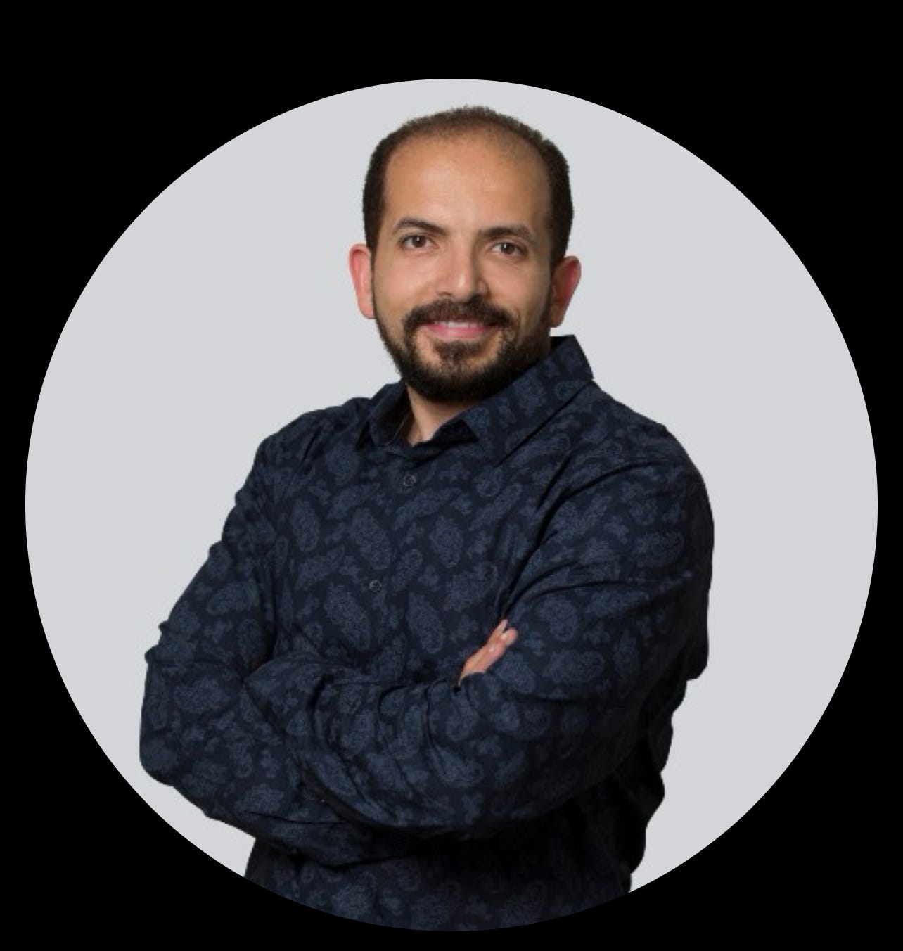 Yassien Shaalan – Medium