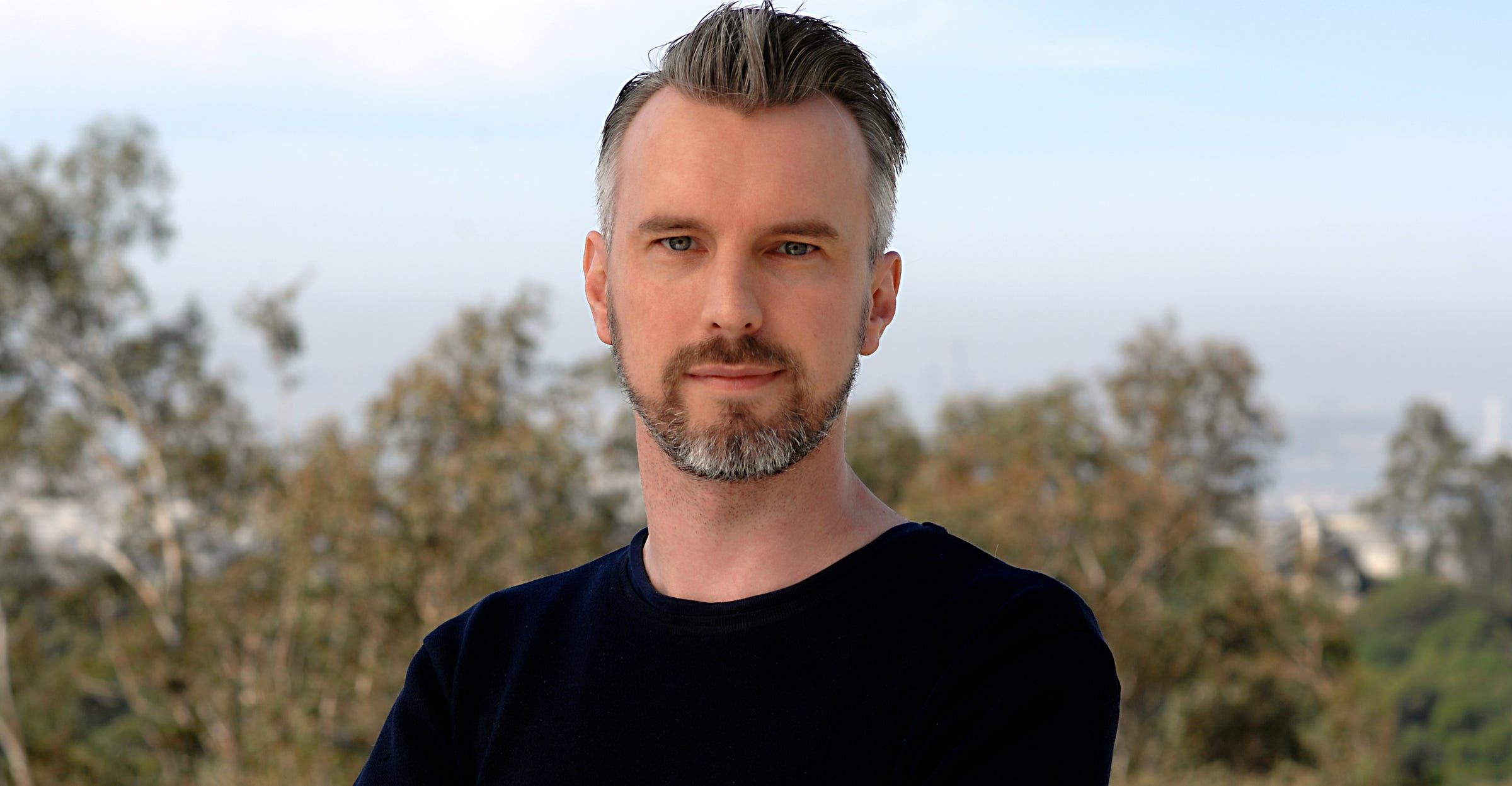 Chris McNab – Medium