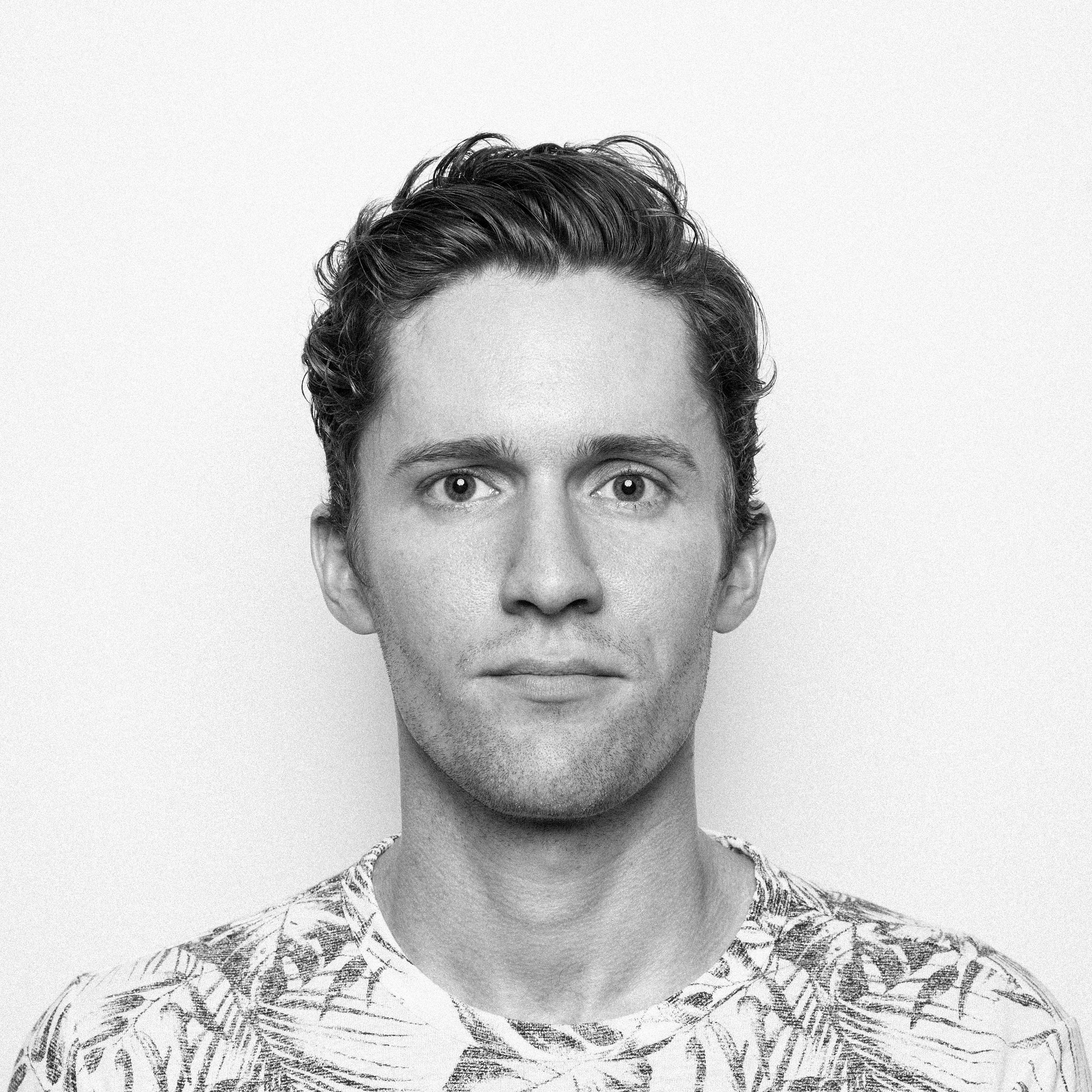Tim Fitzsimons – Medium