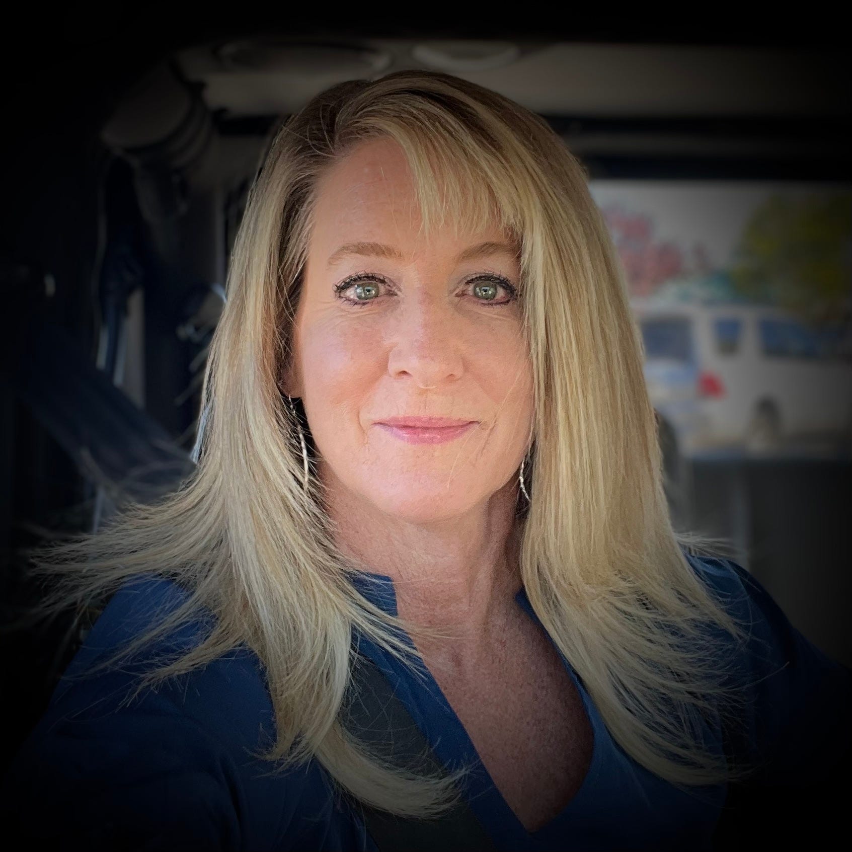 Deborah Holmén – Medium