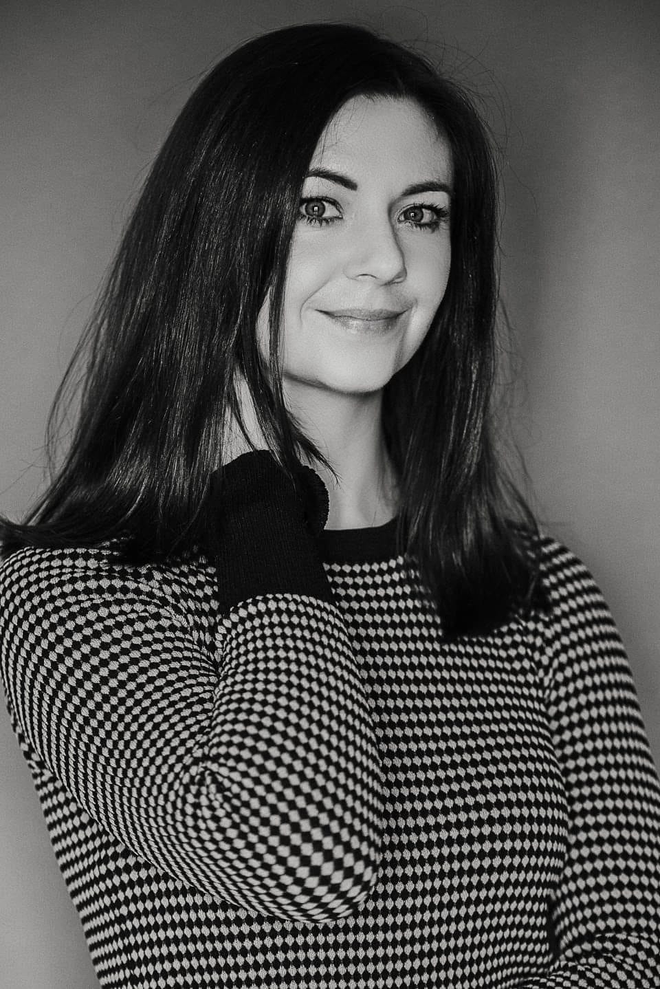 Lydia Ward – Medium