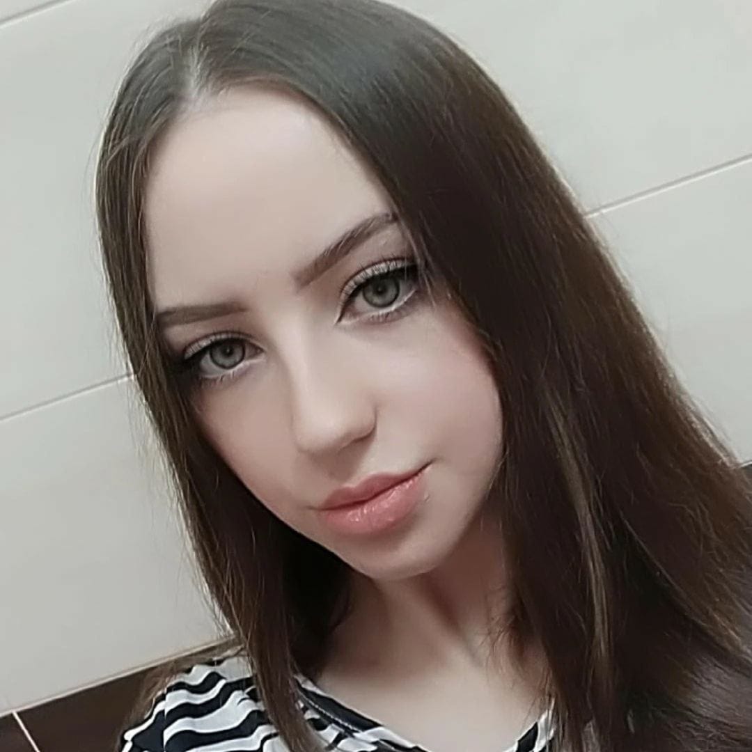 Uliana DQQWER – Medium