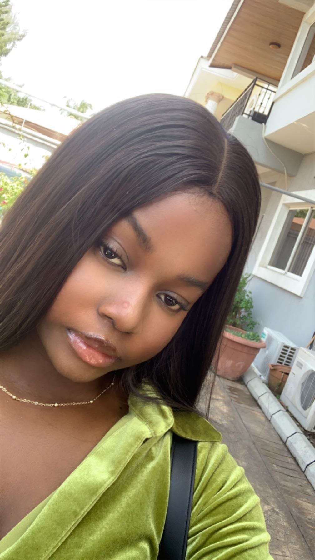 oluchi gift – Medium