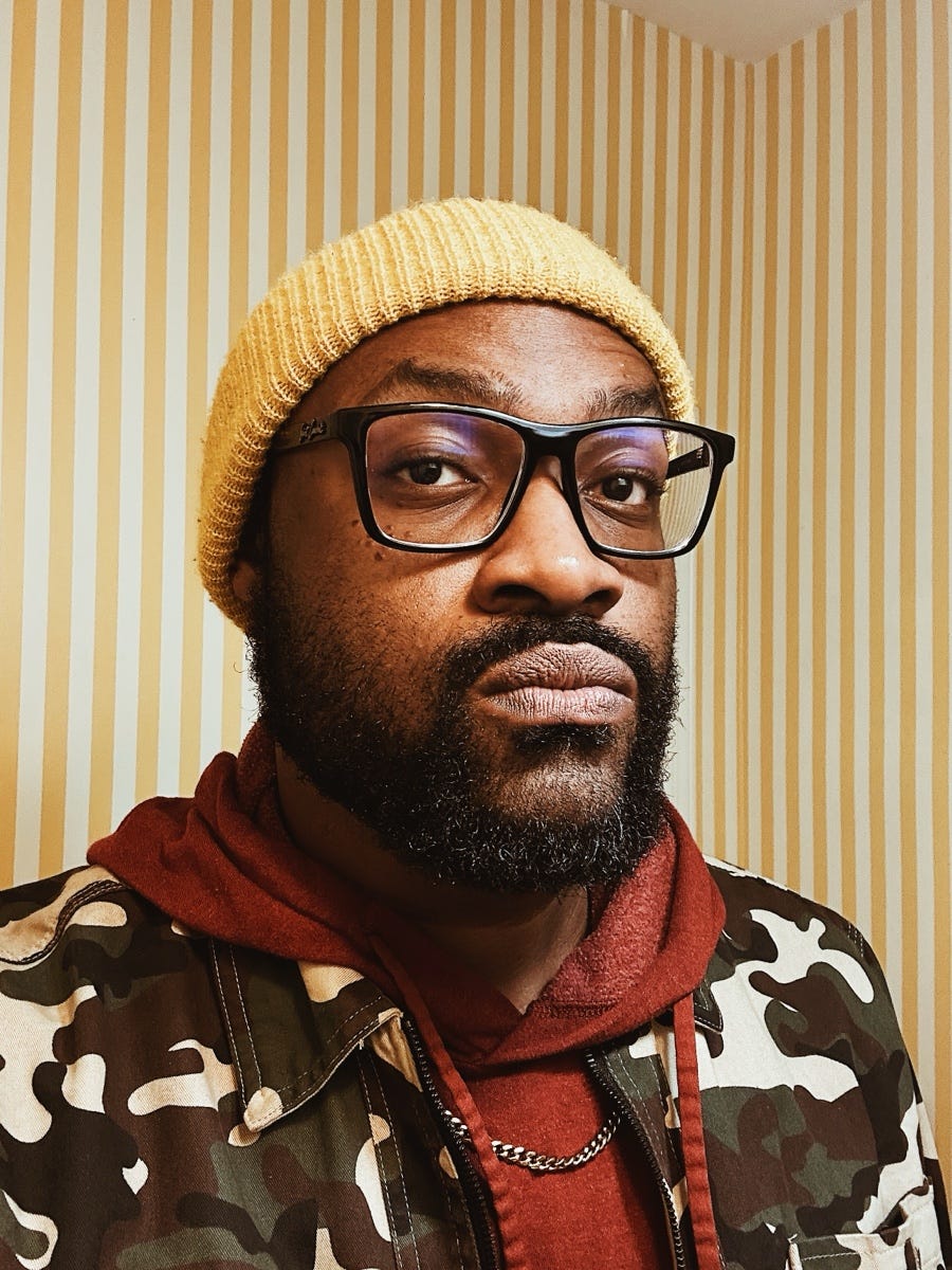 Robert Wiggins – Medium