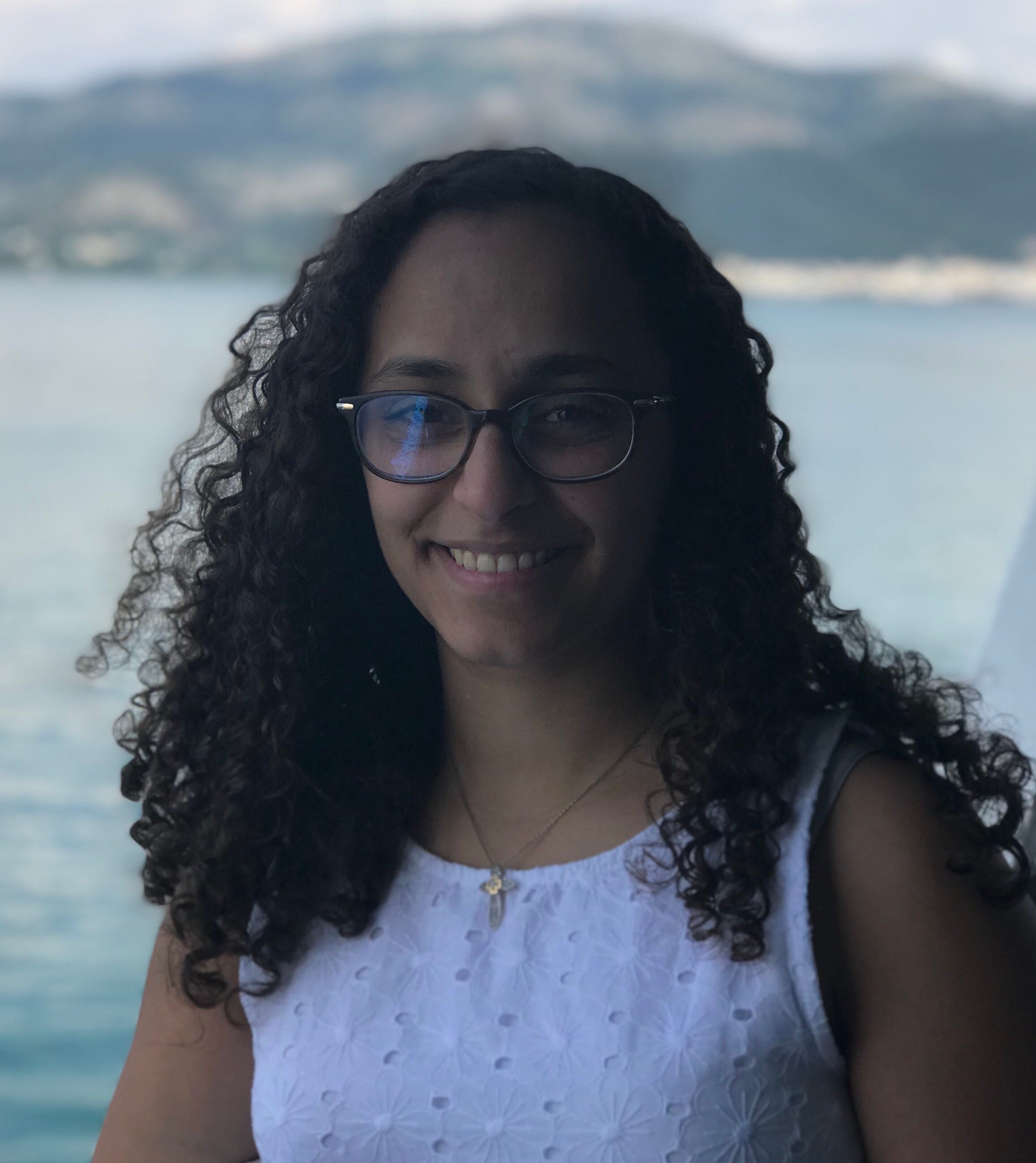 Nicole Sadek – Medium