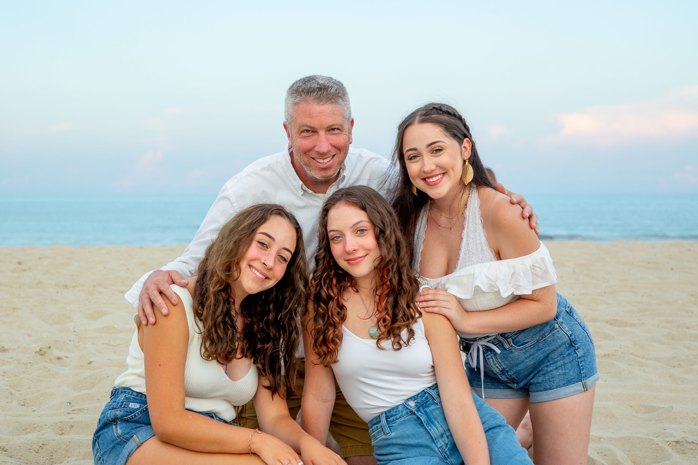 Ryan Mayer – Medium