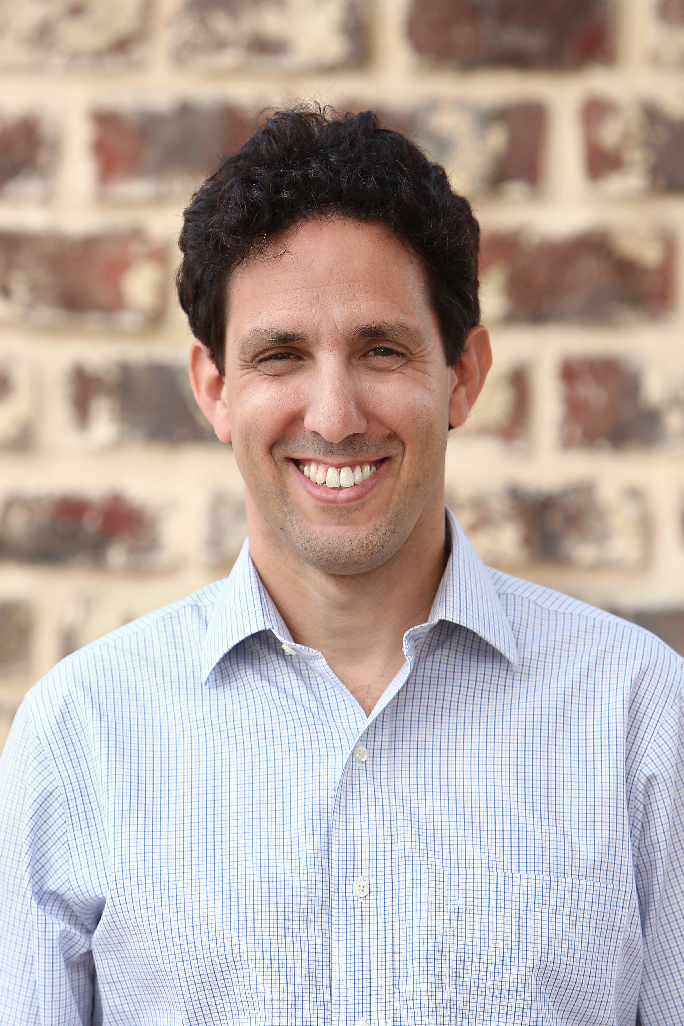 Aviad Ariel – Medium