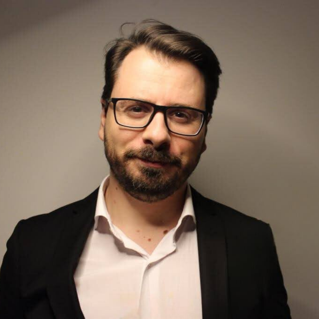 Burak Eker – Medium