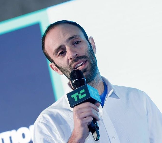 Edaan Getzel – Medium