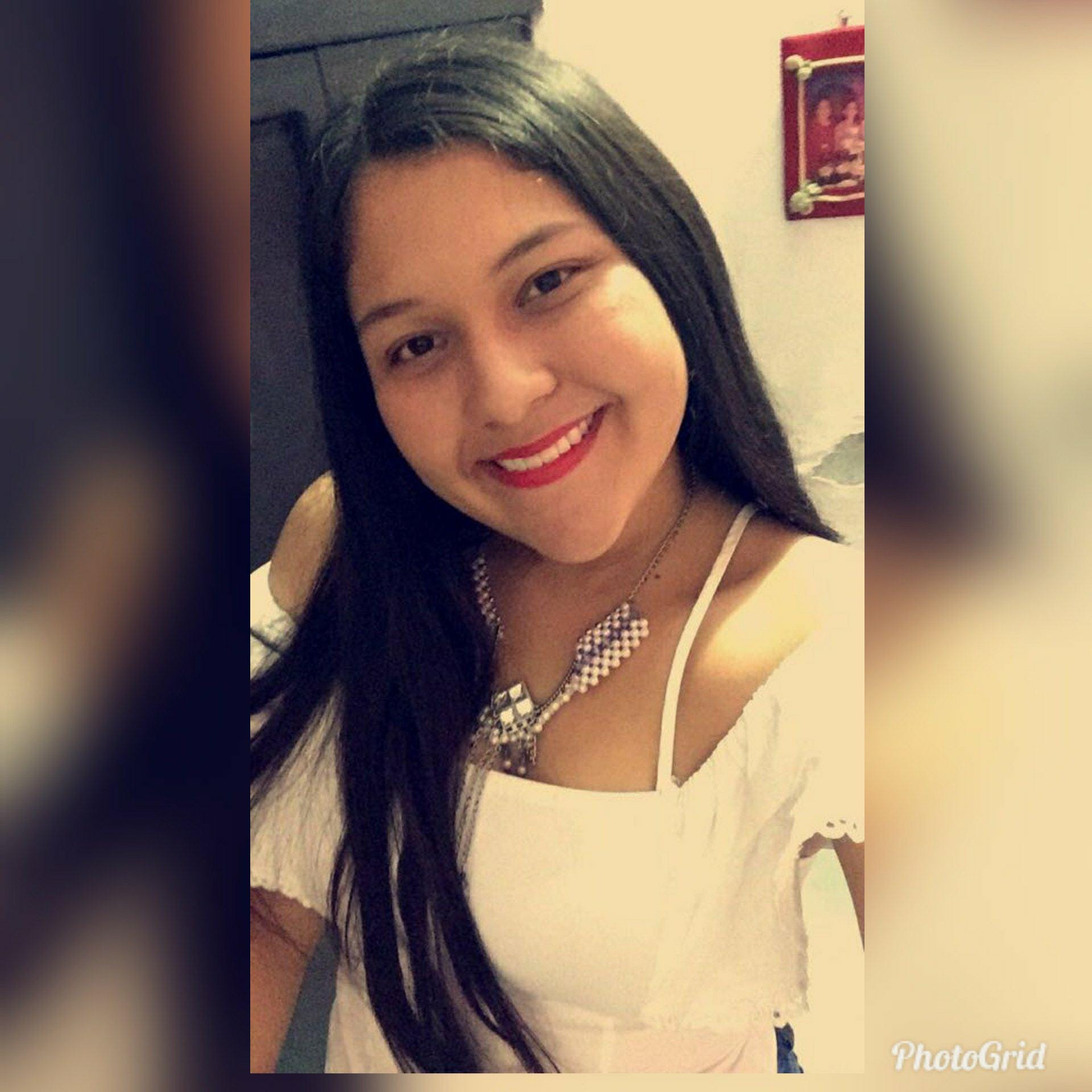 ANDREA JULIETH BARRIOS REYES – Medium