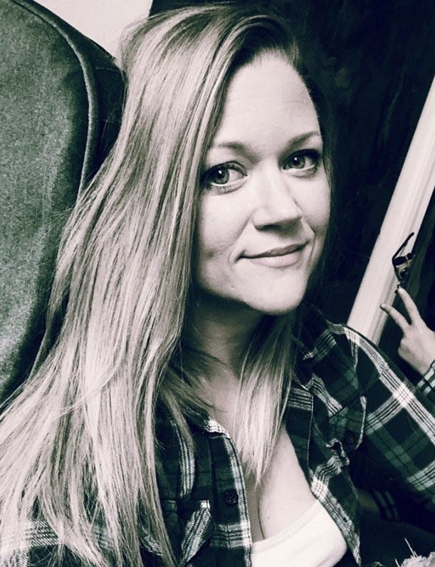 April Marie – Medium