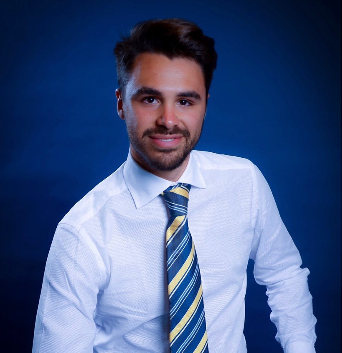 Luca Poggi – Medium