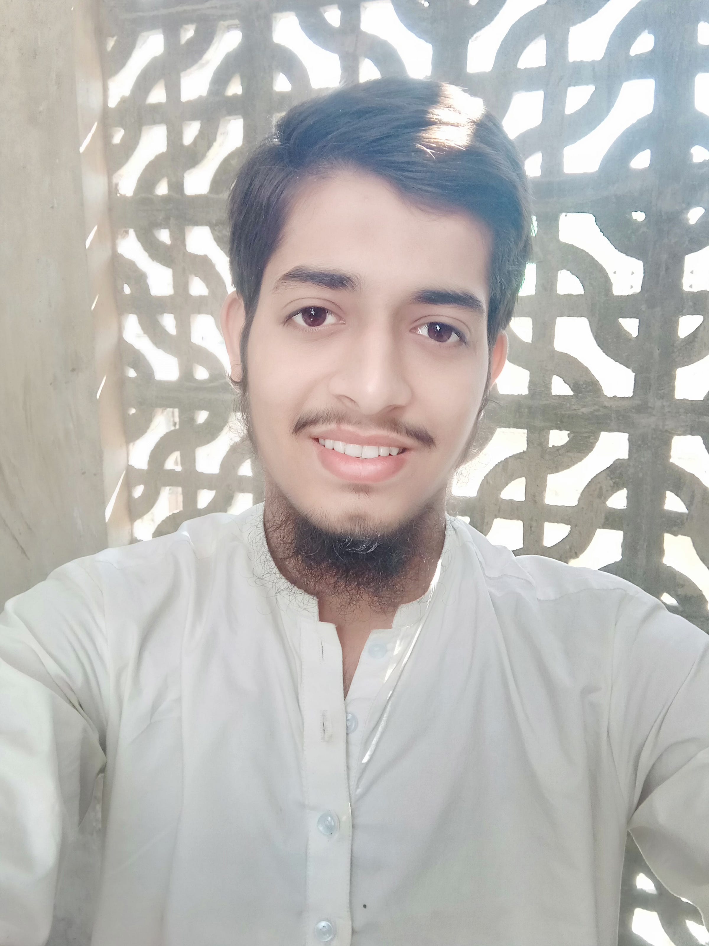 Abdulbasit – Medium