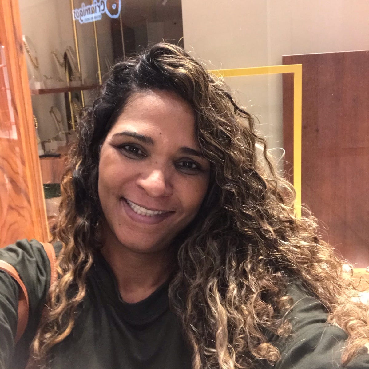 Mercia Valquiria – Medium