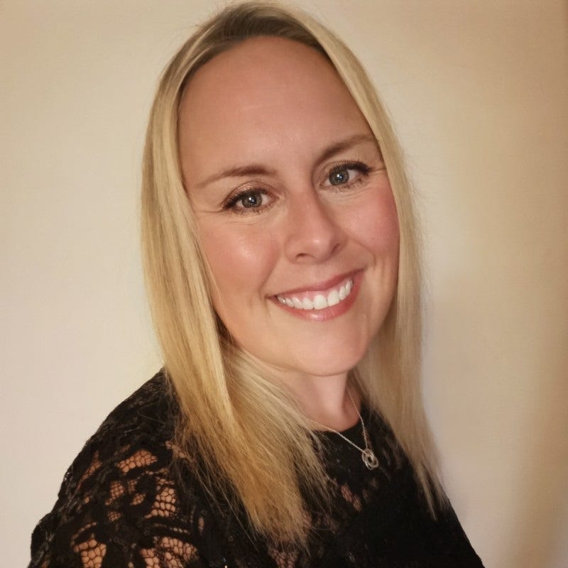 Clare Louise Darlow – Medium