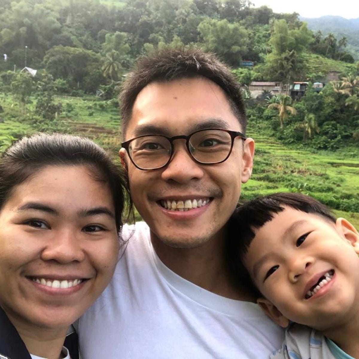 Ivan Lau – Medium