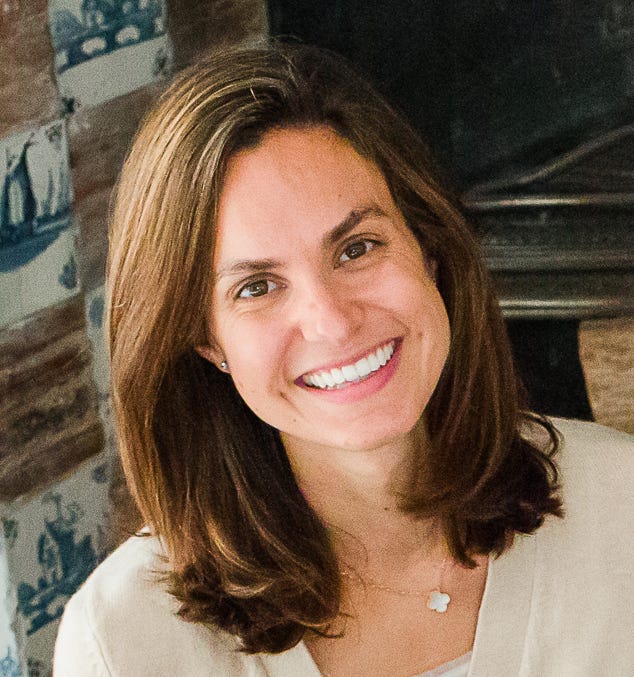 Erica Jalli – Medium