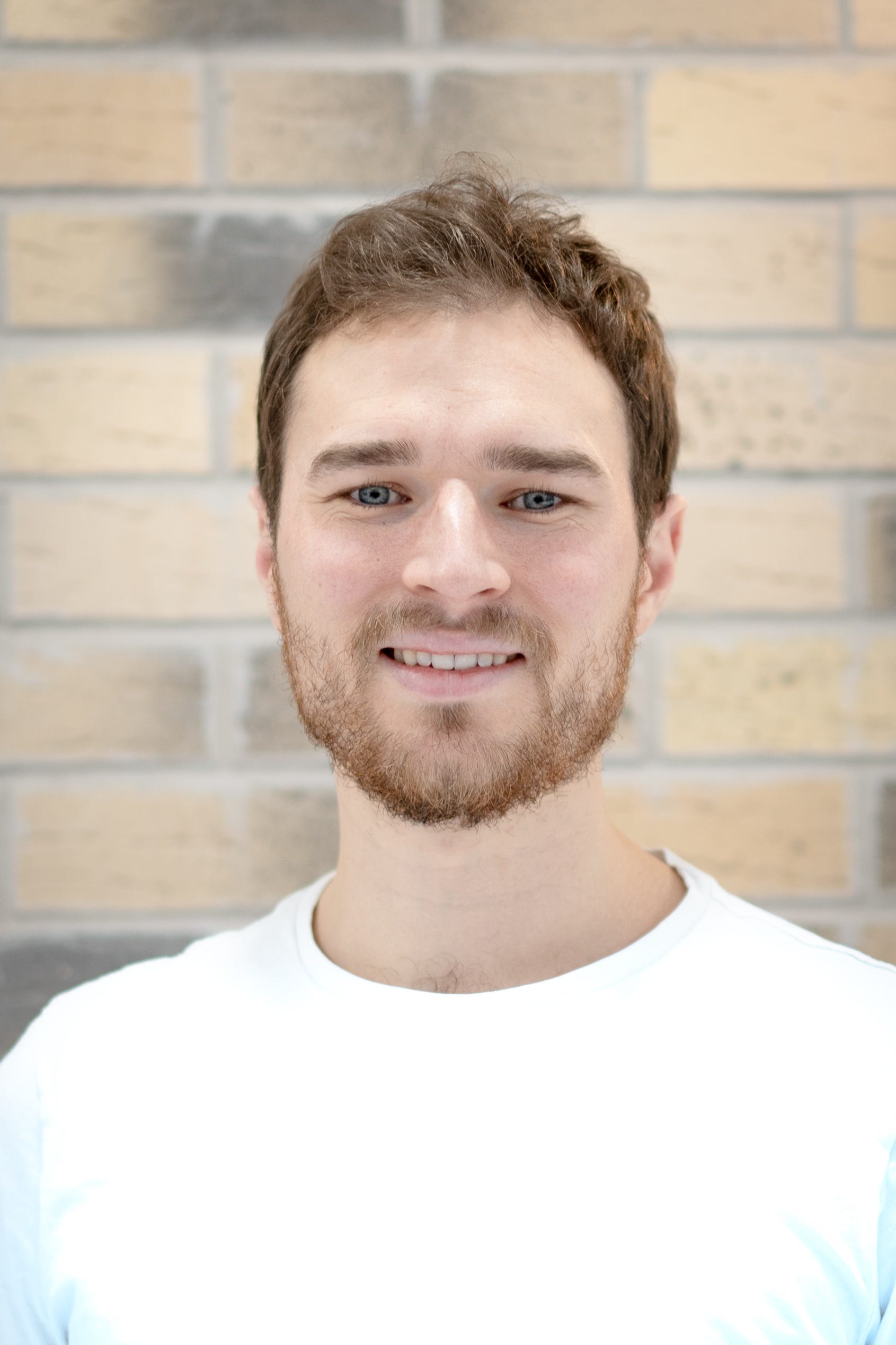 Adam Courtenay – Medium