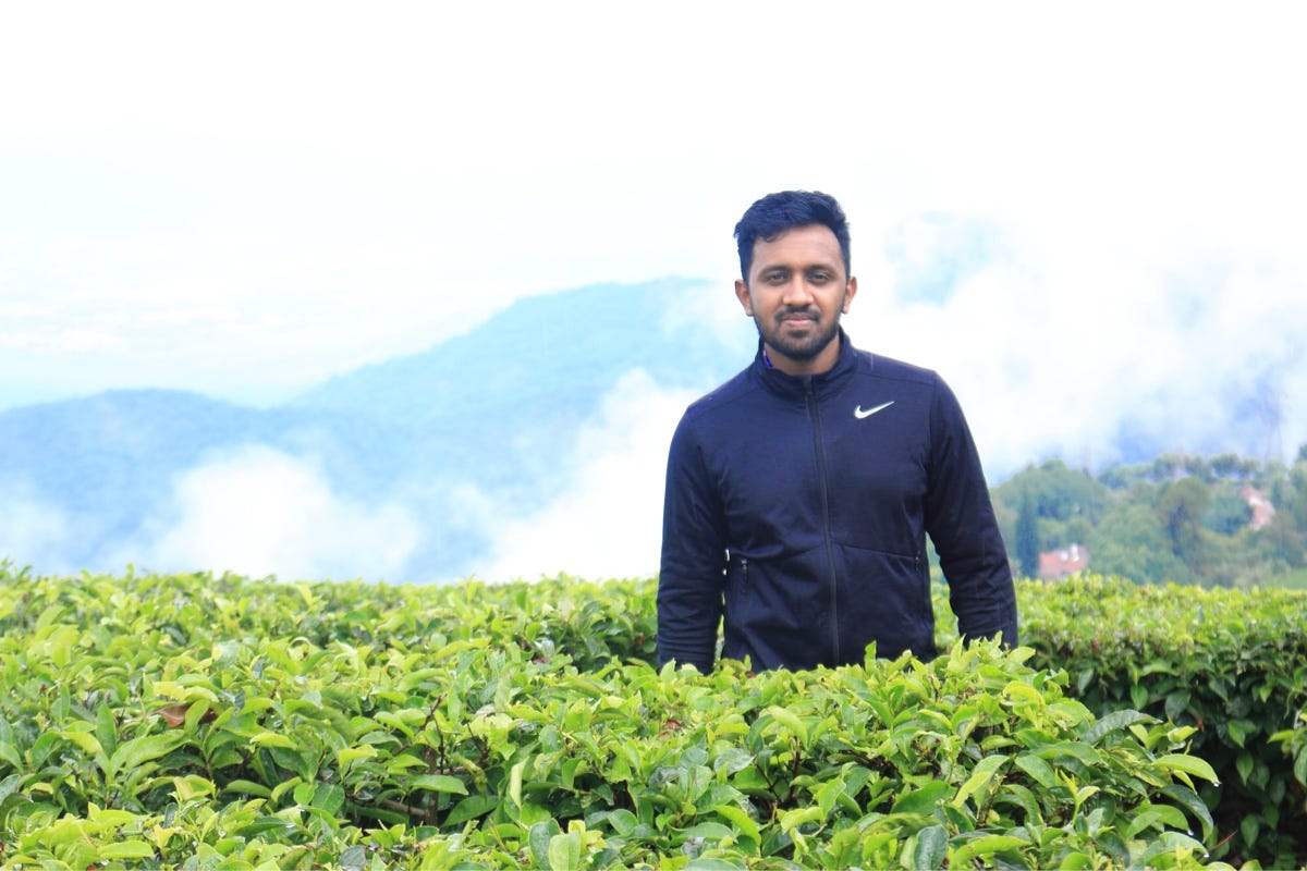 AB Thomas – Medium