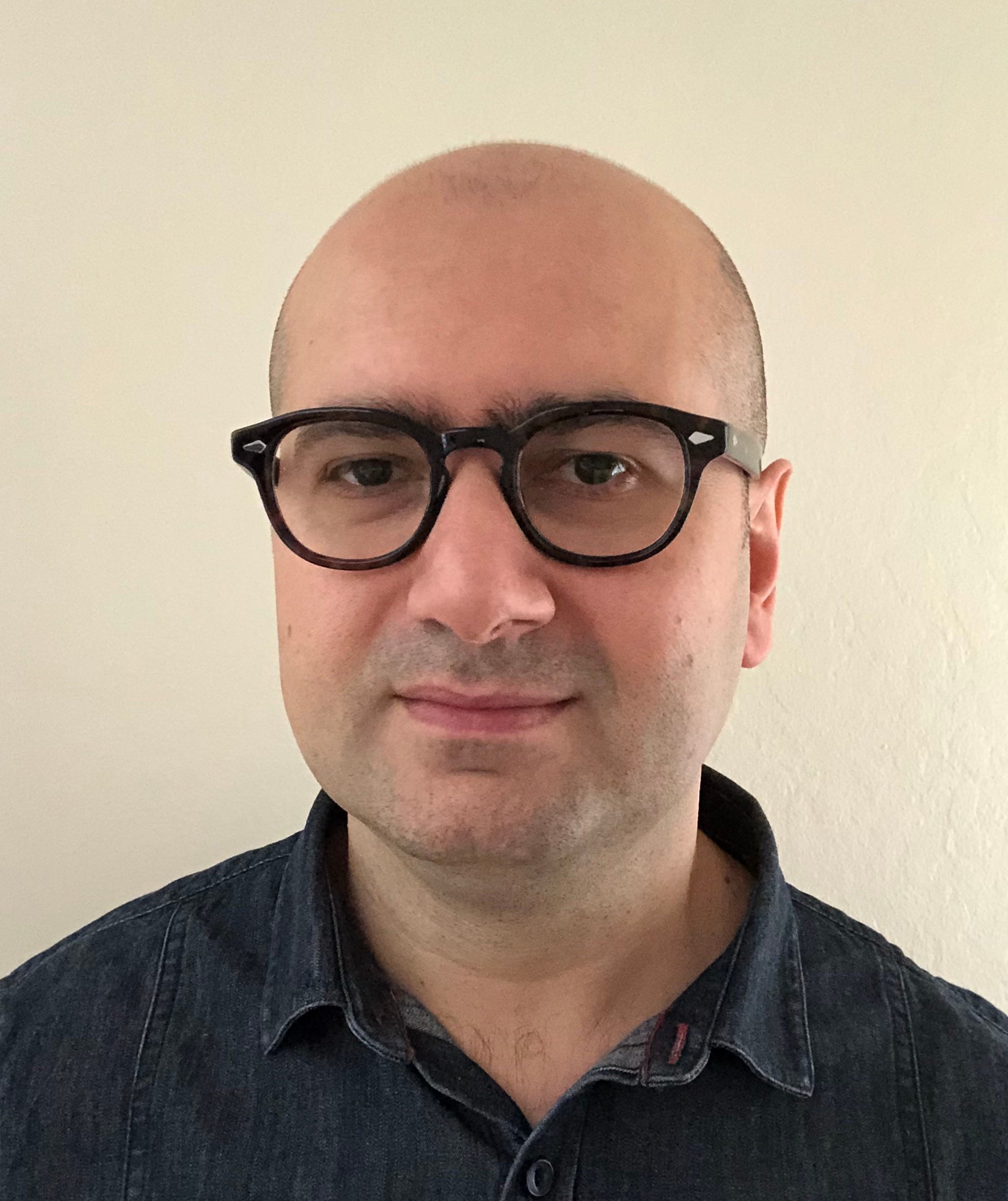 Mehmet Bektas – Medium