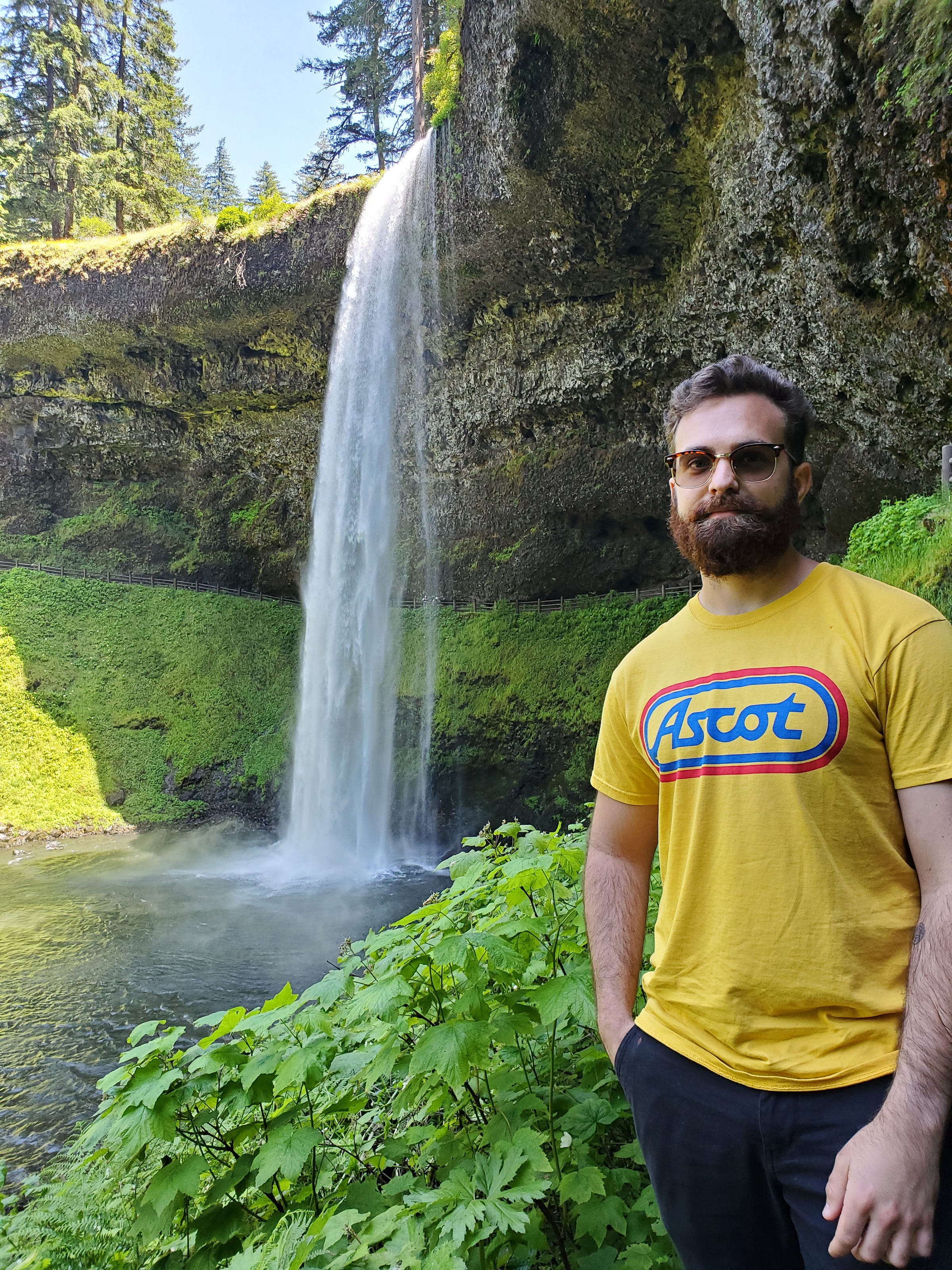 Ezra Shelton – Medium