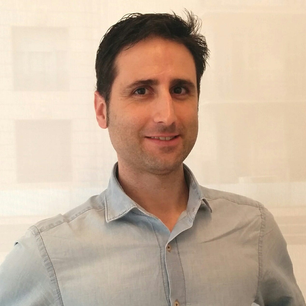 Cristian Llamas – Medium