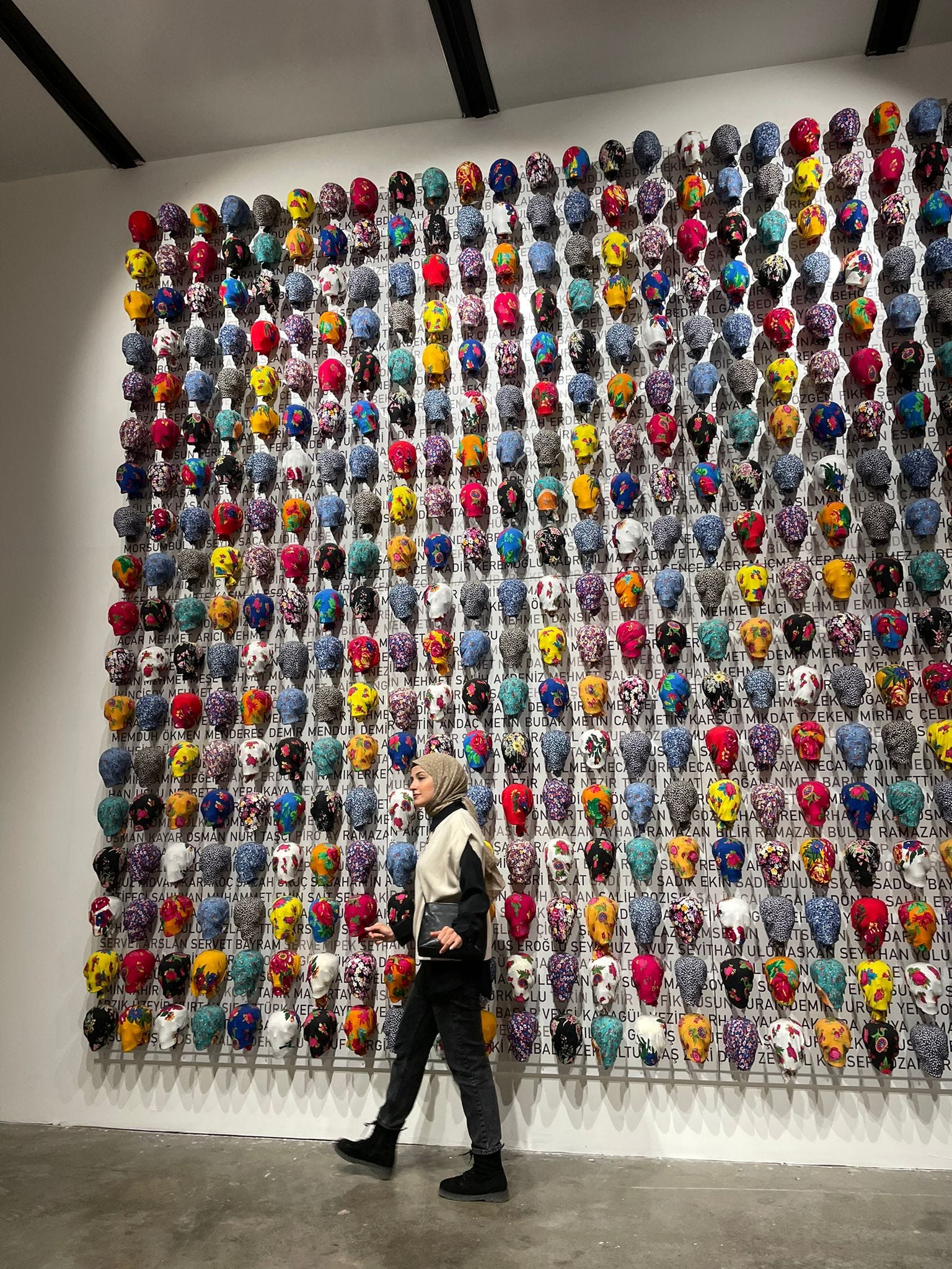 Esra Tanış – Medium