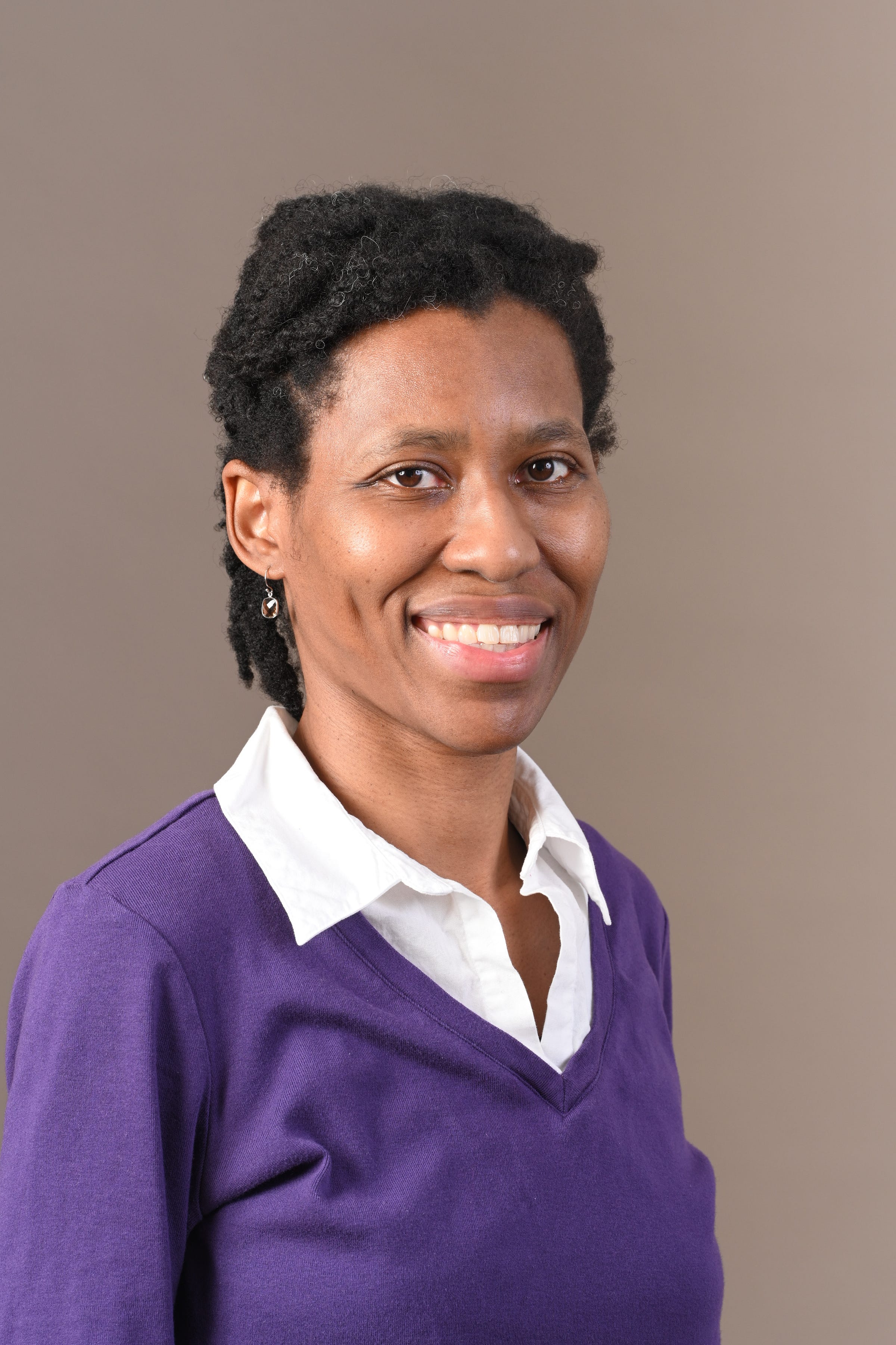 Renee Bray – Medium