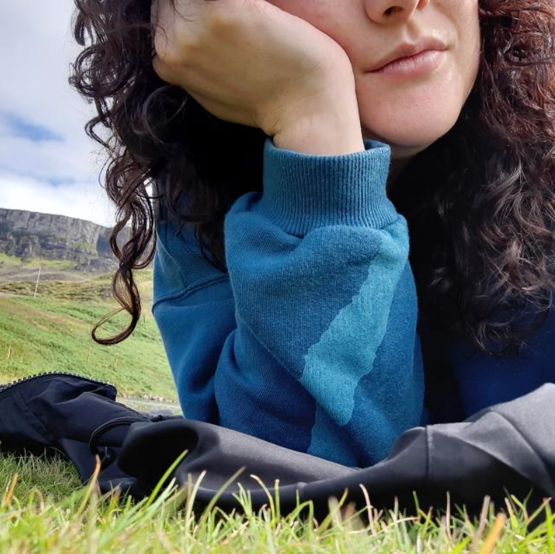 Valeria Davis – Medium