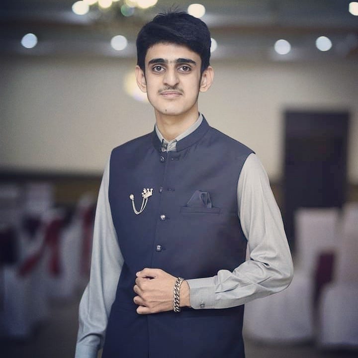 About – Hashir Raja – Medium