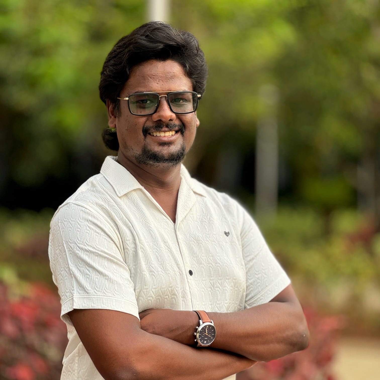Balaji Kannigesvaran – Medium